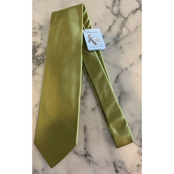 Accessories | Nwt Petronius 1926 Silk Cotton Handmade Solid Green Satin ...